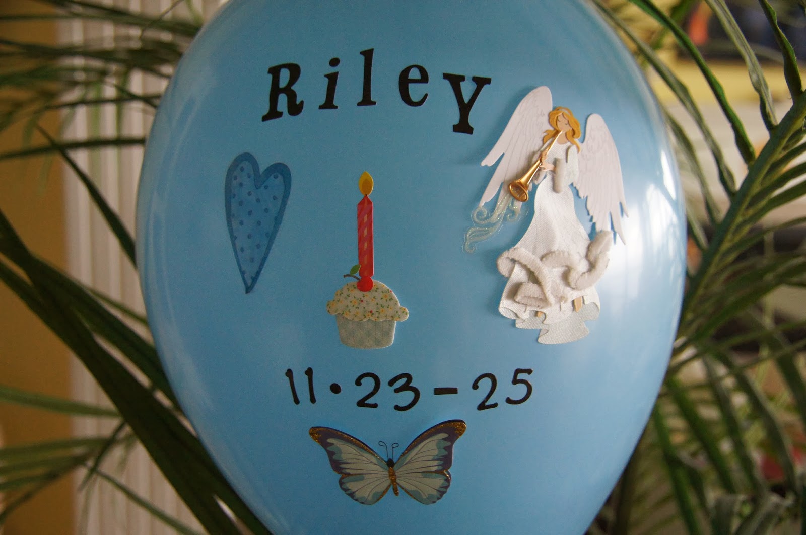 Fittsie's Angel Birthday Balloons