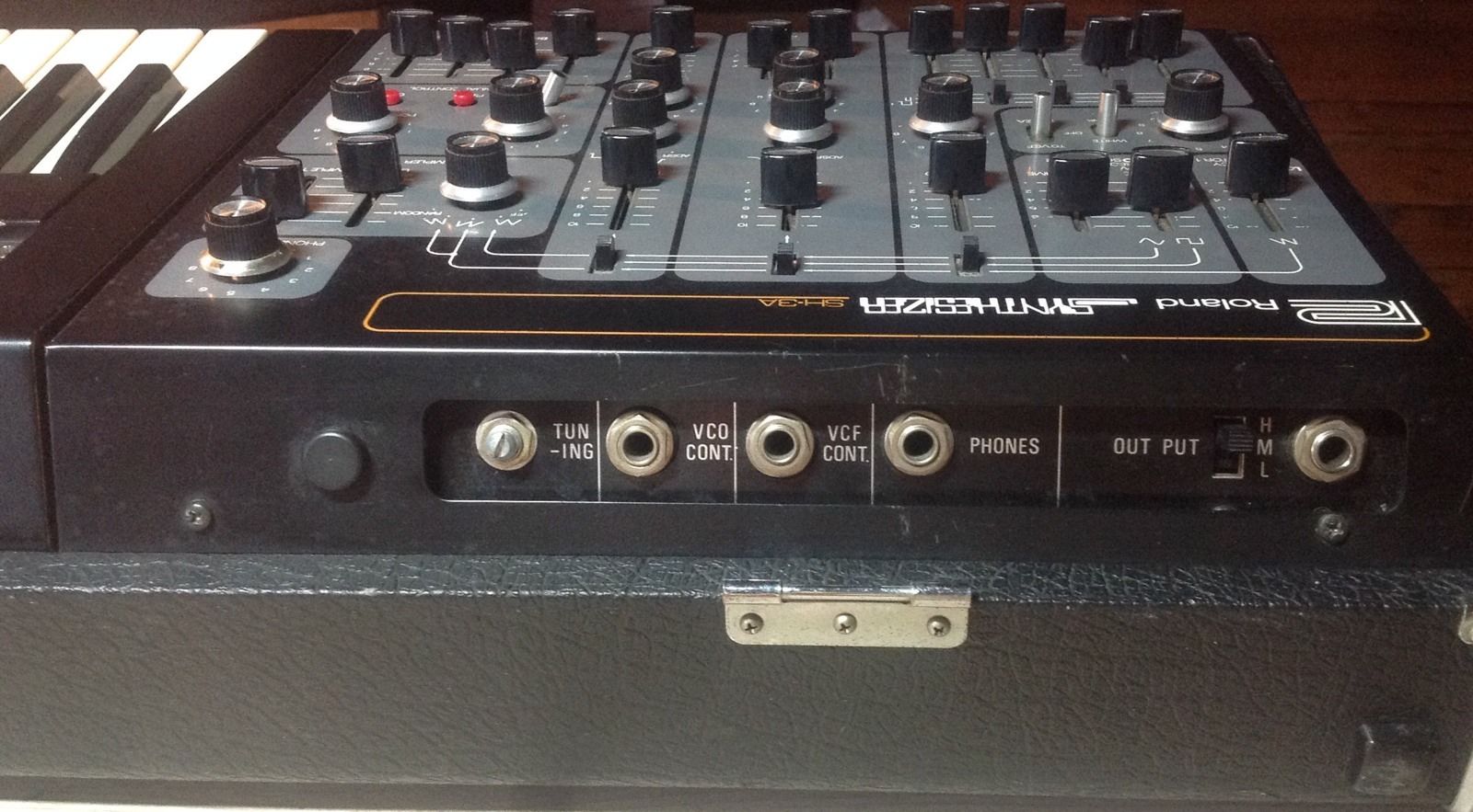 MATRIXSYNTH: Roland SH-3A Synthesizer with CV GATE VCF MODIFICATION