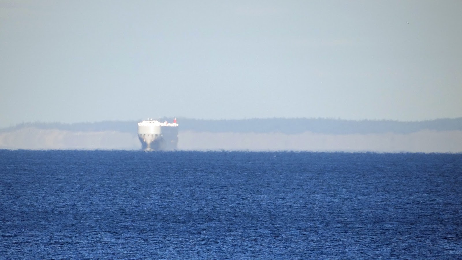 Cliff Mass Weather Blog: The Unusual for the Northwest: An Inferior Mirage