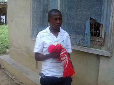 Welcome to Ify's Blog: Students Beat Up & Strip Naked Thief That Tried ...