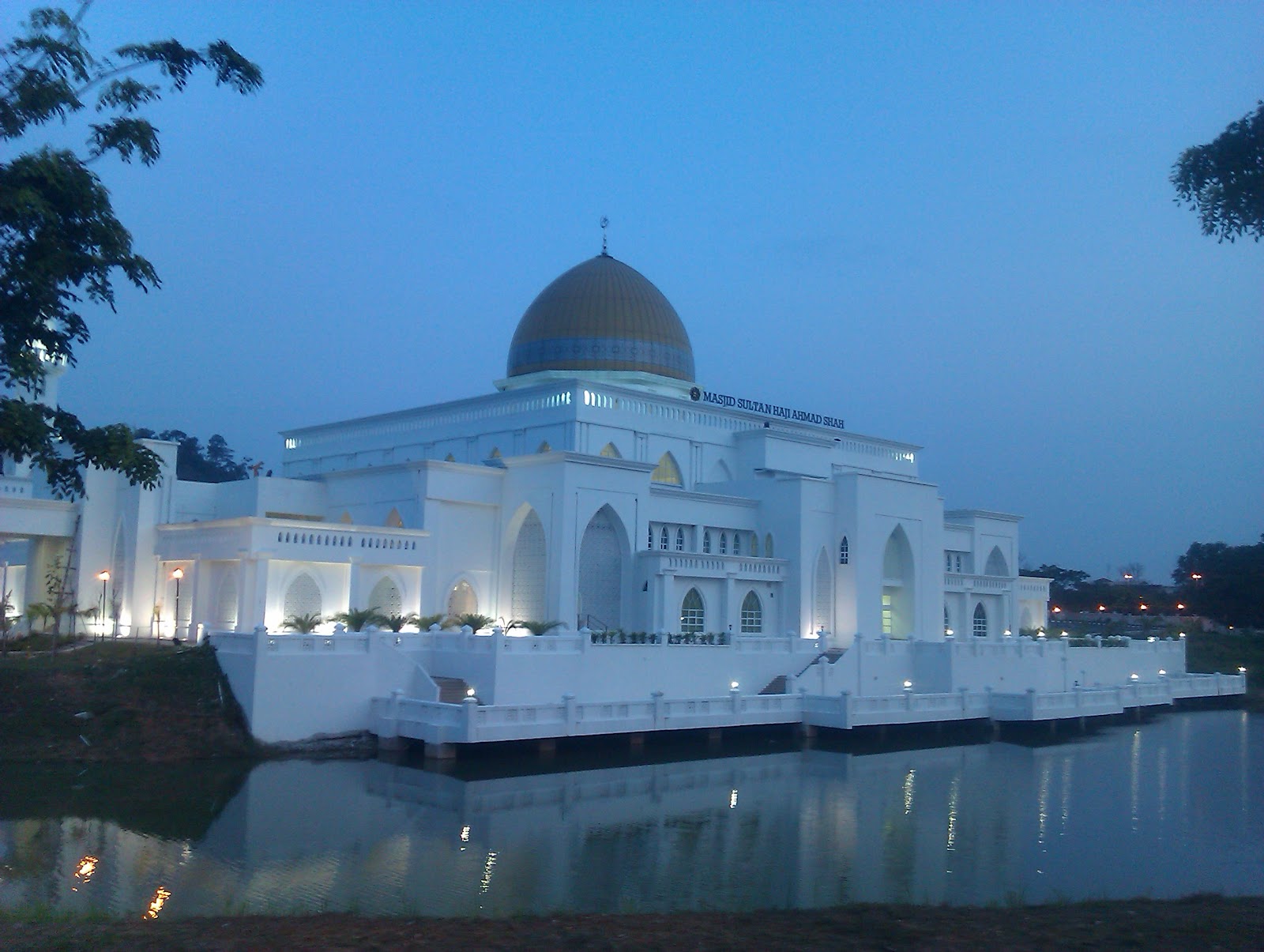 Ex-cFs IIuM StuDents: FIRST DAY IN IIUM KUANTAN