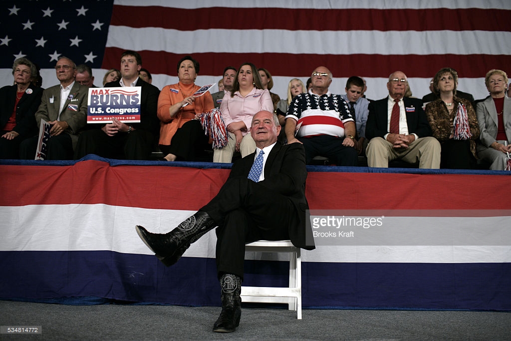 Mature Men of TV and Films: Mr. Secretary