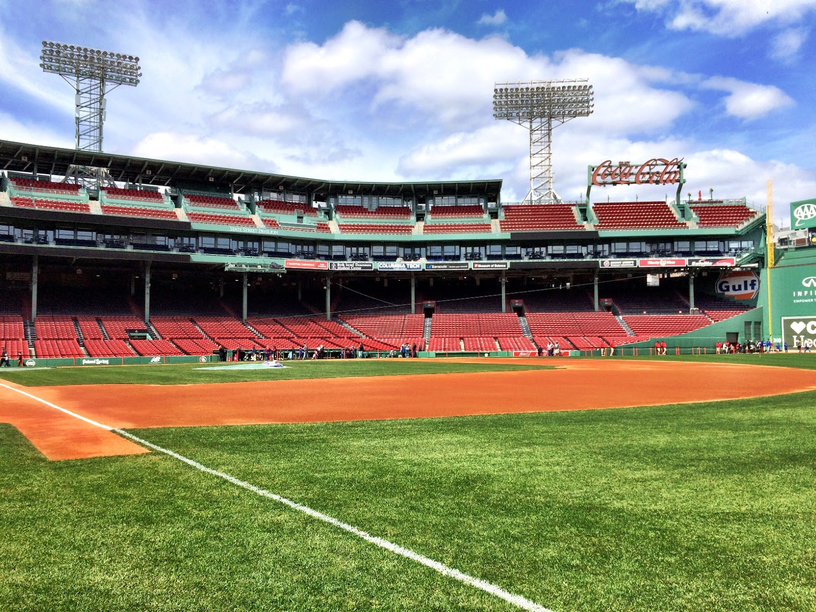 Evan and Lauren's Cool Blog: 4/19/17: Fun For Families At Fenway Park