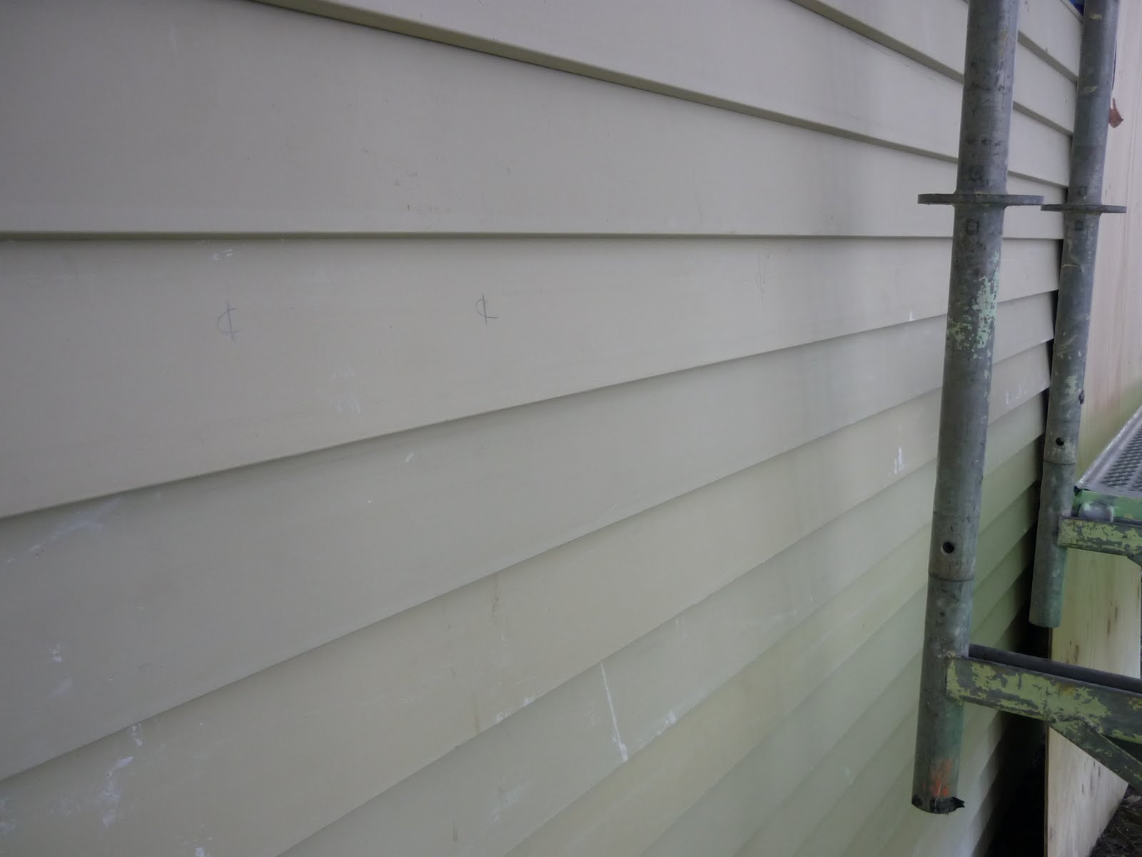 Fantails and Fibrolite: Weatherboards