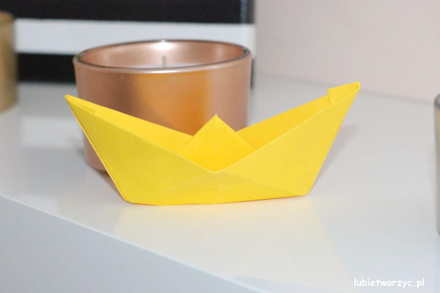 Papierowy statek (łódka) origami - video