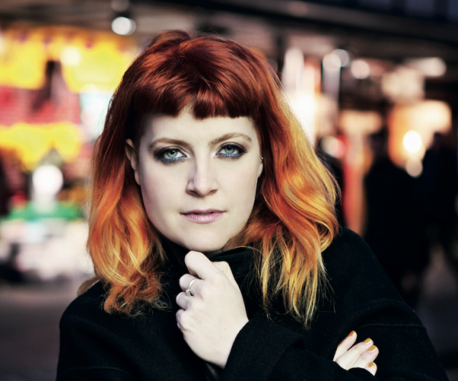 Noémi - JungleKey.de Bilder