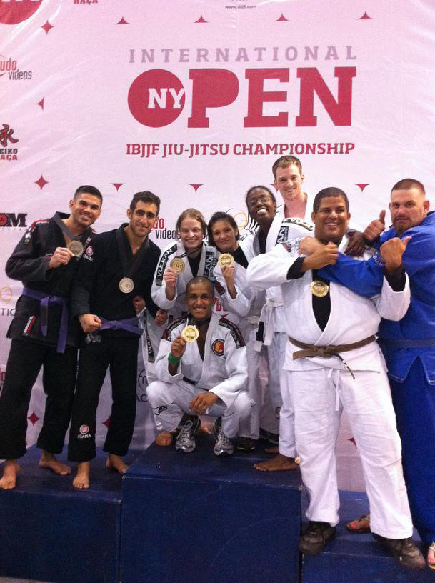 Vicente Junior Brazilian Jiu Jitsu Team - De La Riva Delaware