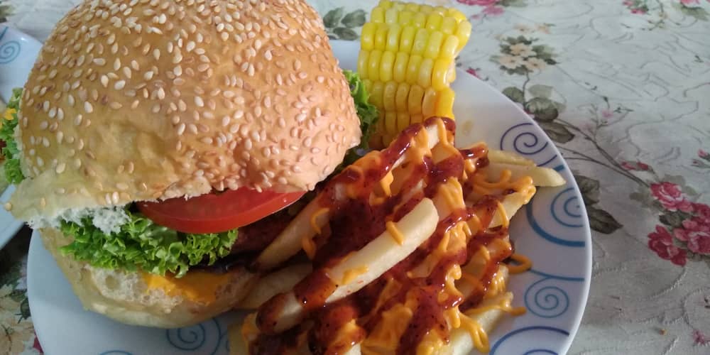 namakucella: SET BURGER UNTUK DINNER