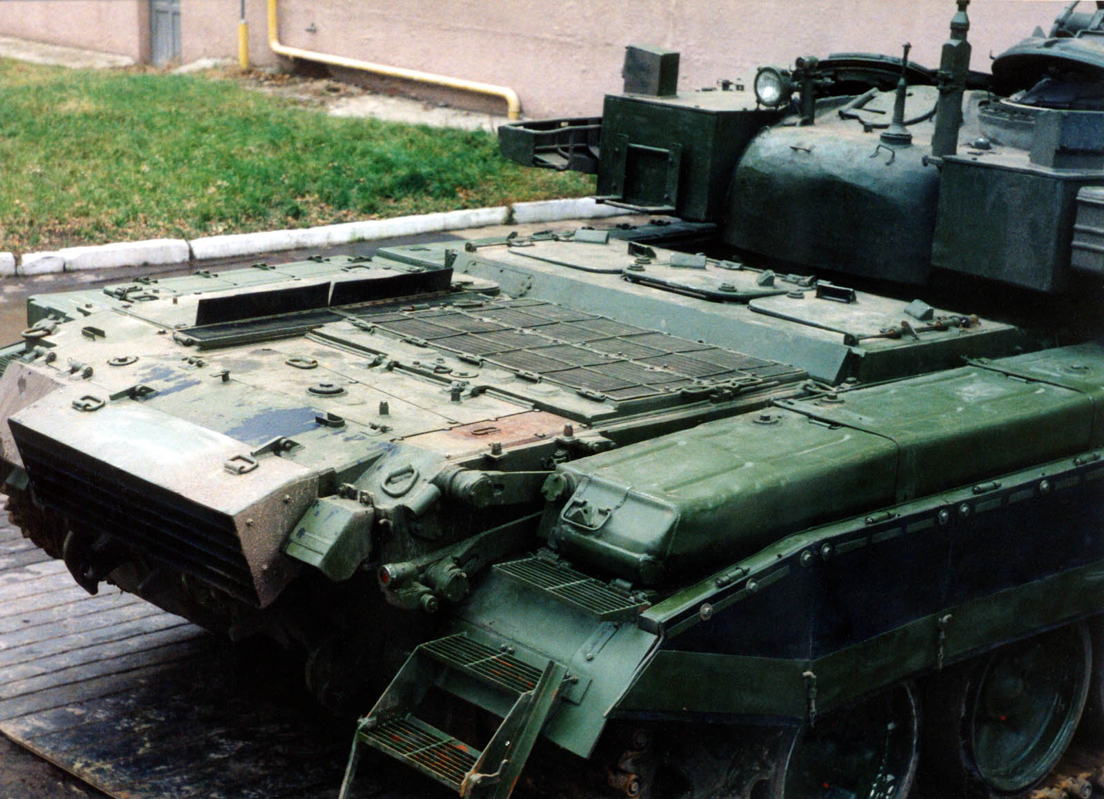 Glavcom: BMT-72 heavy infantry fighting vehicle