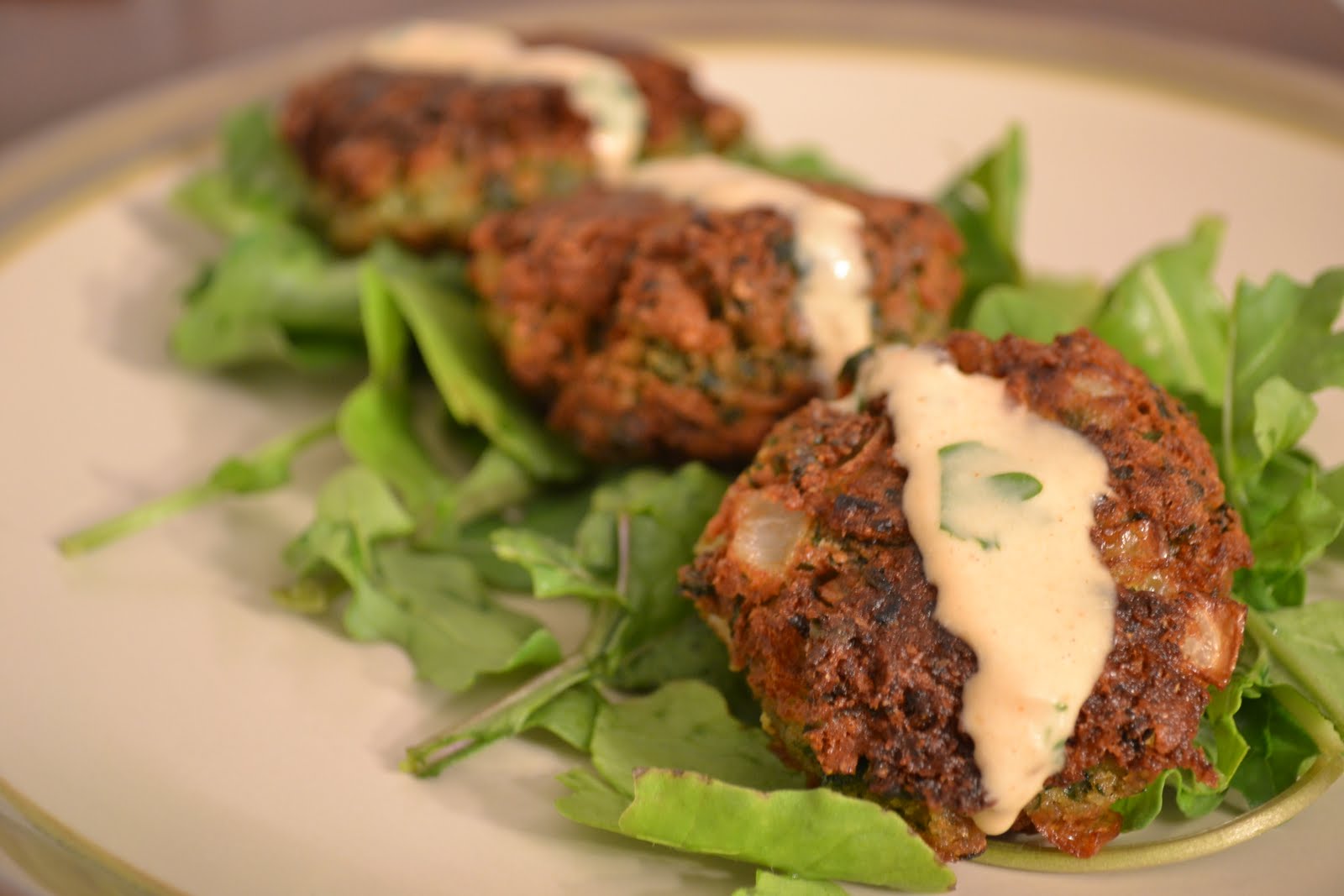 Veggies For Real: Falafel with Tahini Sauce