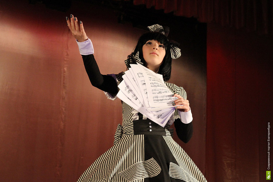 Wonderland: "I am a Piano" Oneshot e Cosplay!