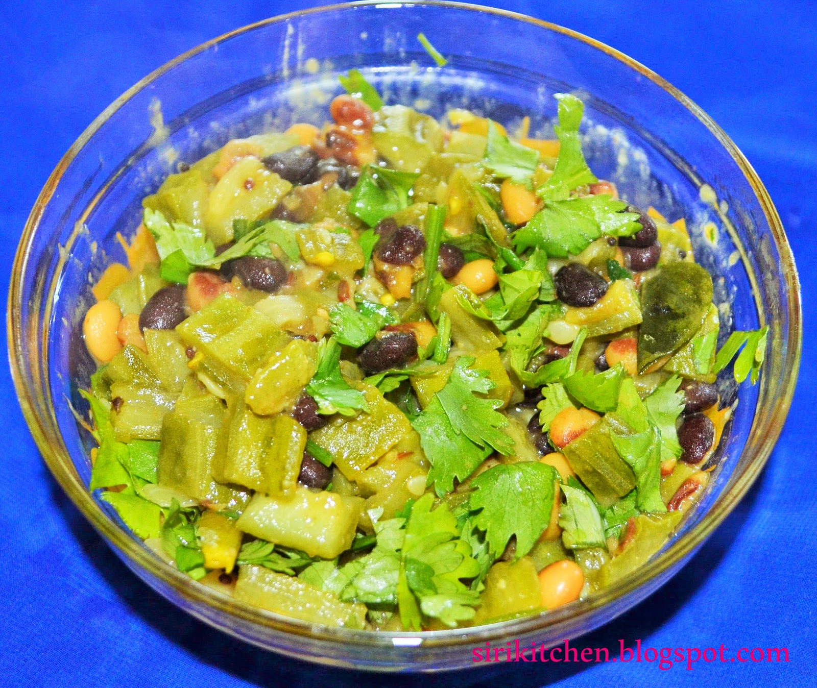 Siri's Kitchen: Ridge gourd with beans Curry