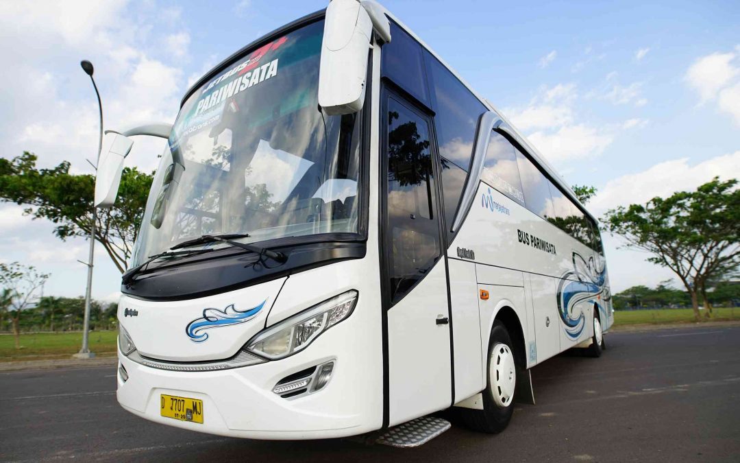 Superliburan Travel Blog l Travel Vlog: Marjaya Trans Sewa Bus di Bandung