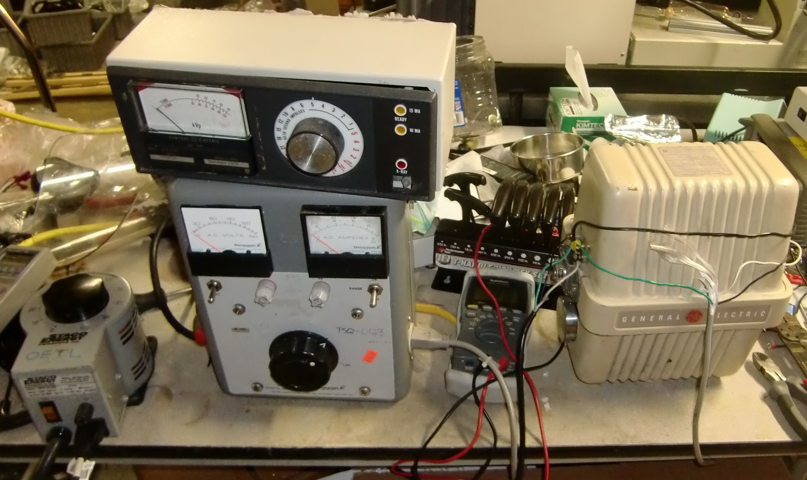 IC reverse engineering and other adventures: February 2015