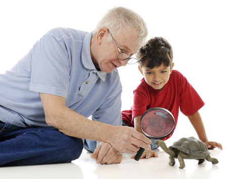 enlaUPEA: 'Chochear' ayuda a los abuelos