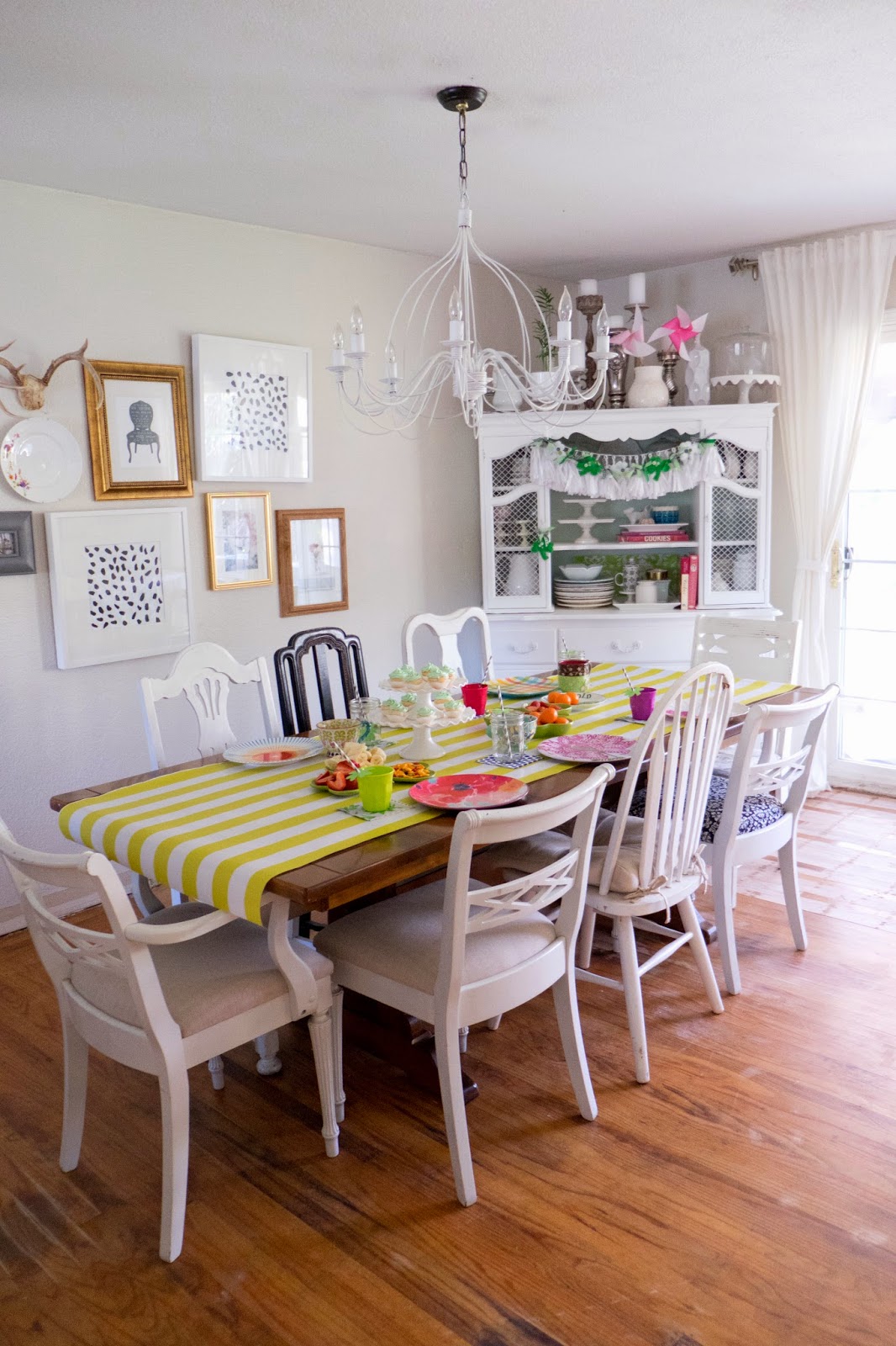 Domestic Fashionista: Saint Patrick's Day Spring Themed Kids Party