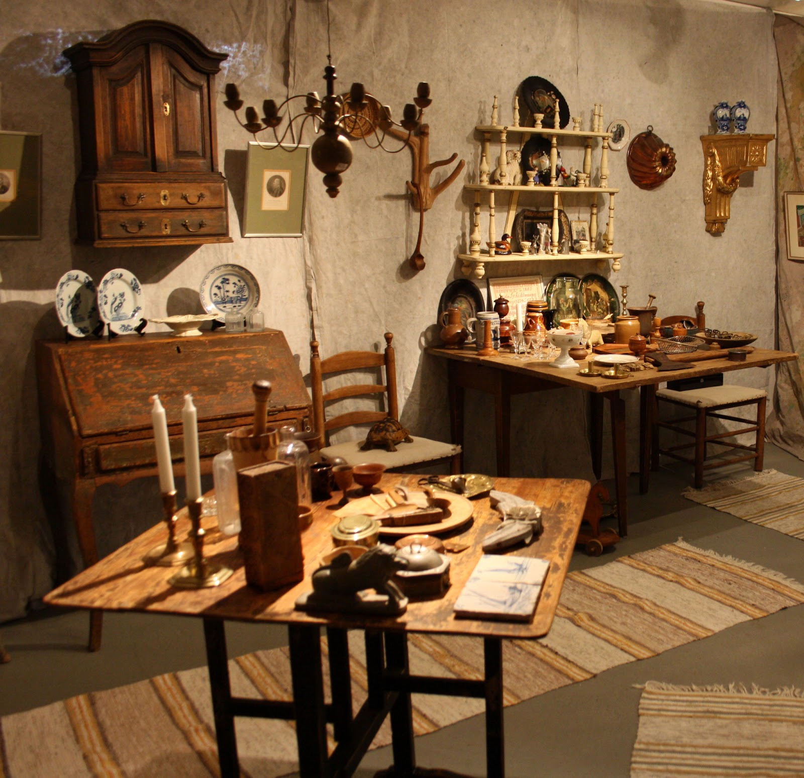 S:t Olofs Antik o Bok Blogg: mars 2013