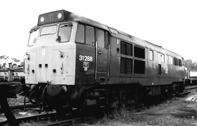 'Along These Tracks' Train Photos Site : Photos and Article Class 31 ...
