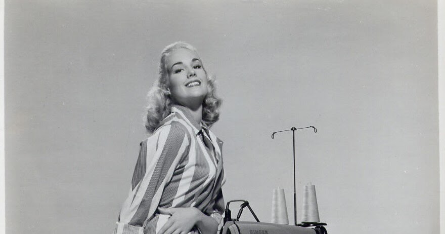 Slice of Cheesecake: Larri Thomas