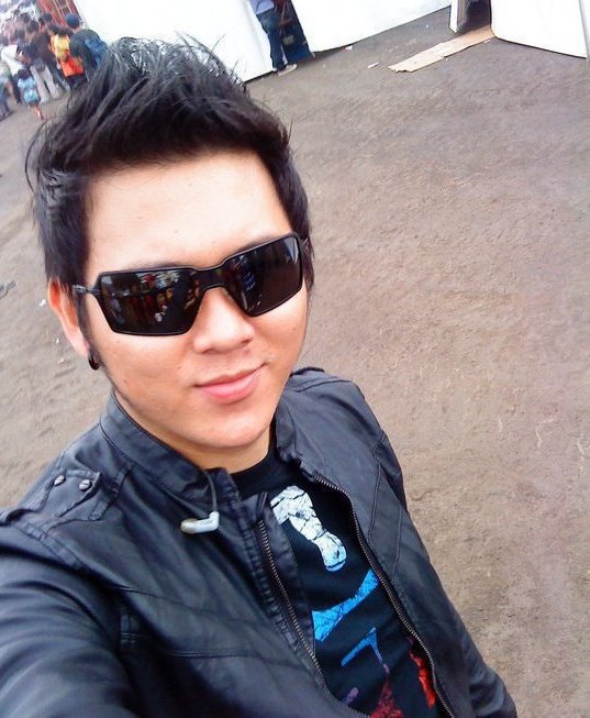 Annisa Ramadany: Foto-Foto Richie Setiawan "Five Minutes"