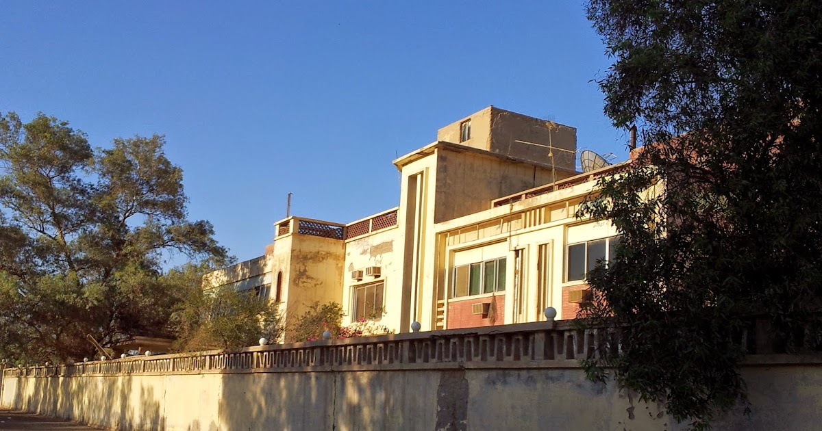 Life in Kuwait Blog: Collection of old Kuwaiti houses - Kuwait City