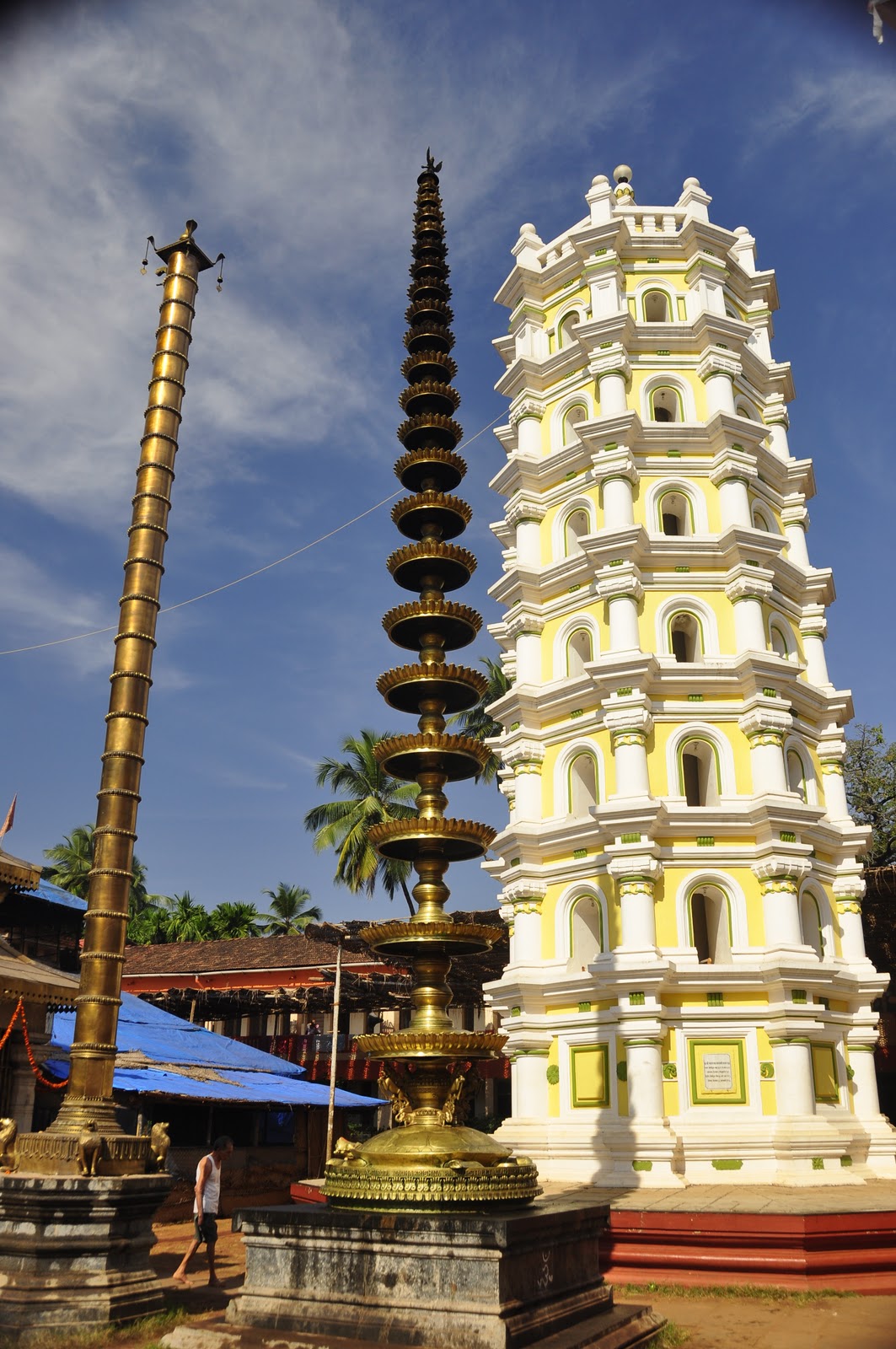 Travelz Unlimited: Mhalsa devi temple, Mardol , Goa.