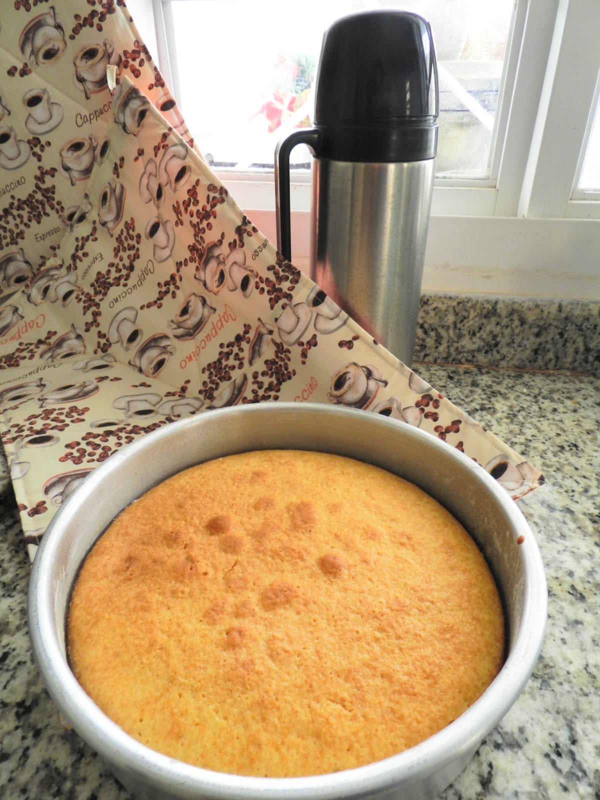 ARTES E ARTESANATOS SEM FIM: BOLO DE ESTUDANTE