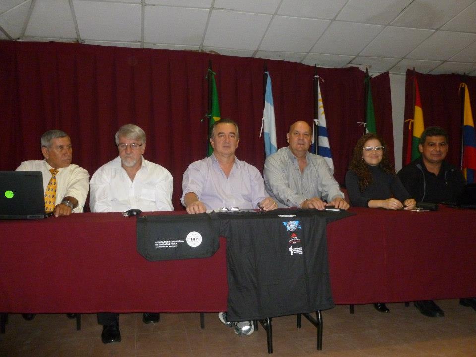 PROFESSOR SEM FRONTEIRAS: 4to. CONGRESO INTERNACIONAL DE EDUC. FÍSICA ...
