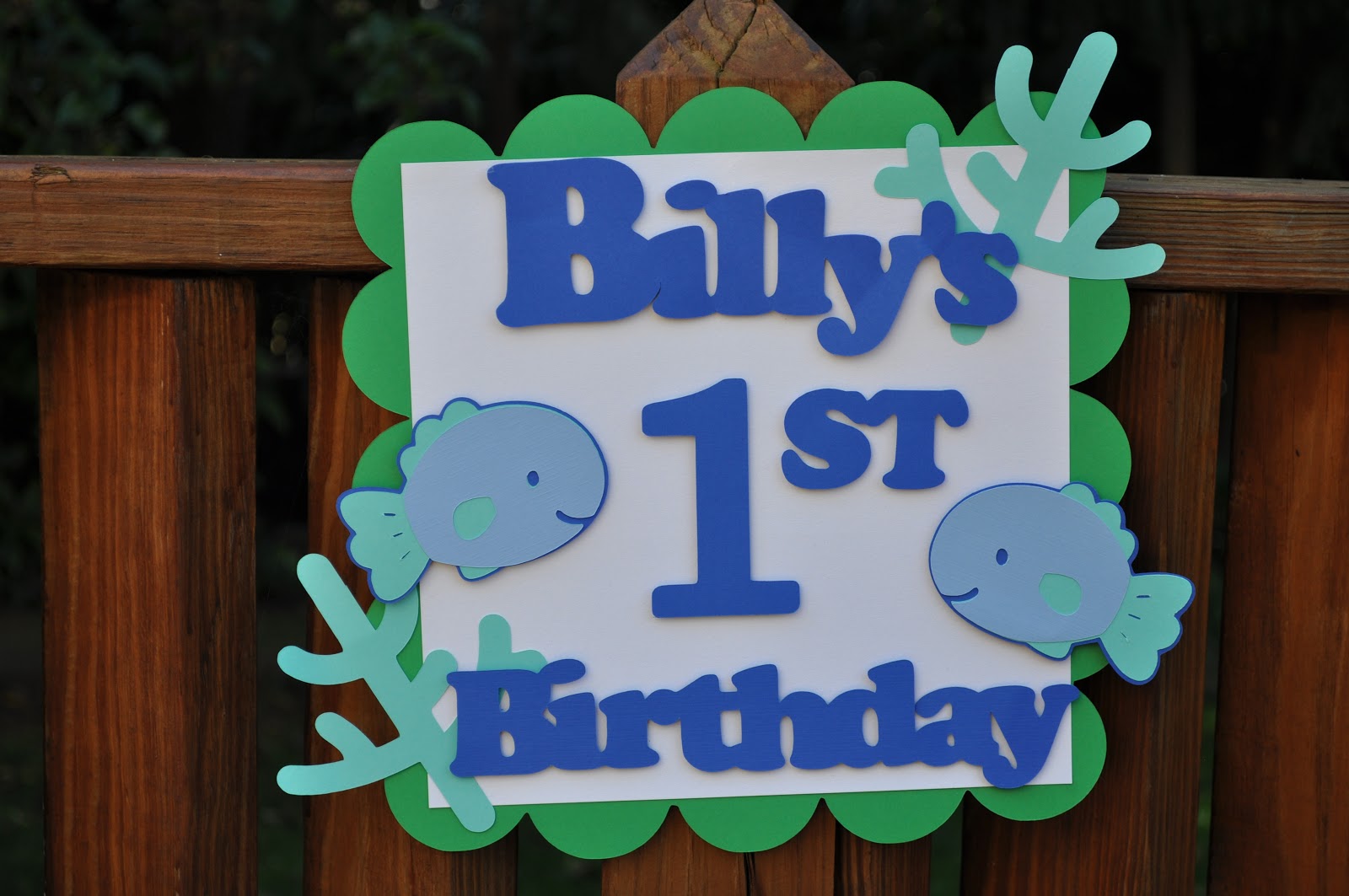 R + R Creations: Fish signs