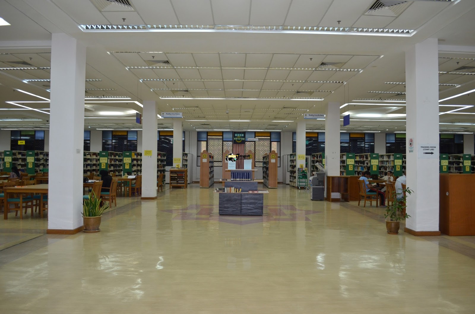 IIUM Library | lensafotografinorhalimah