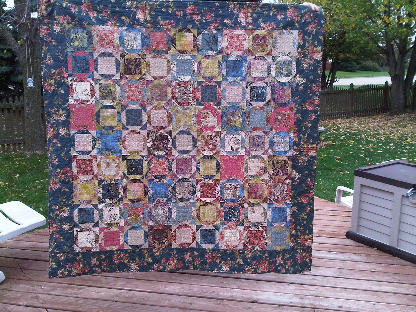 Quilting Chemist: Hexie Flower, 12 Inch Mini Swap, Cristmas Through the ...