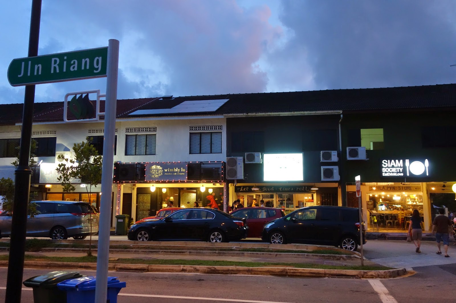 杰思琳 Travelogue & Foodie Adventures: Food Adventures in Jalan Riang ...