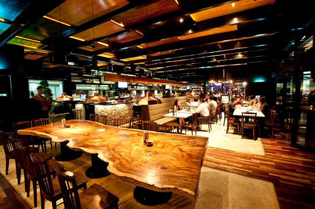 Bluegrass Bar & Grill - What To Do, Where To Go...