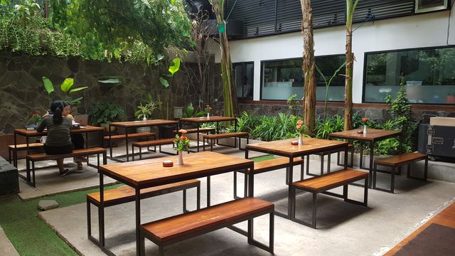 traveling.. food for my soul: [jakarta] tjikini lima - afters - hotel ...