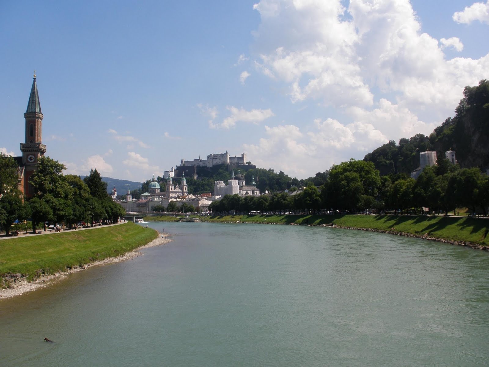 Ιδιωτική Οδός: SALZBURG – ΣΑΝ ΣΤΟΝ ΚΗΠΟ ΜΕ ΤΙΣ ΑΥΤΑΠΑΤΕΣ!...