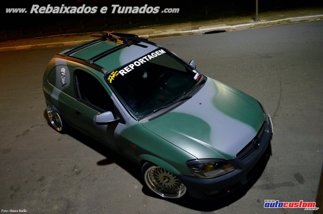 carros rebaixados,tunados e som automotivo: Celta tunado e camuflado