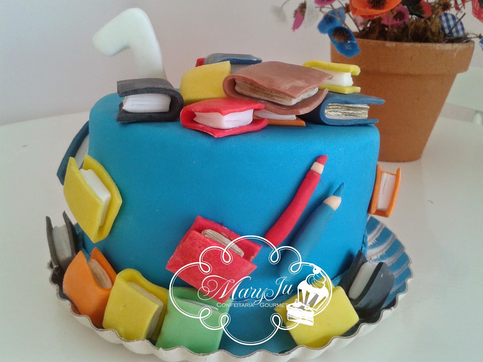 MaryJu Confeitaria: Bolo Estudante,