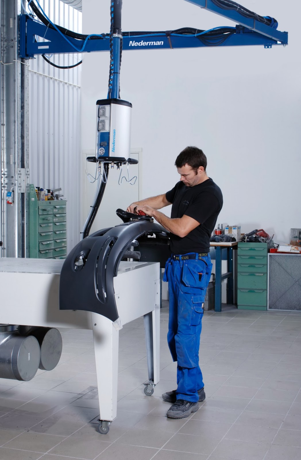 AYUDAMOS A TRABAJAR: Nederman mejoramos los puestos de trabajo