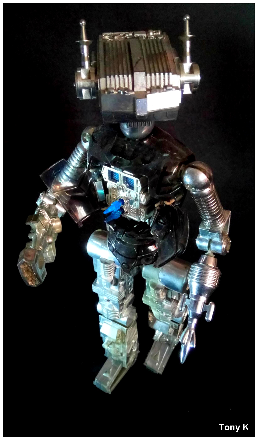 MOONBASE CENTRAL: Tenth Birthday Special Guest Article: Cyborg, Walder ...