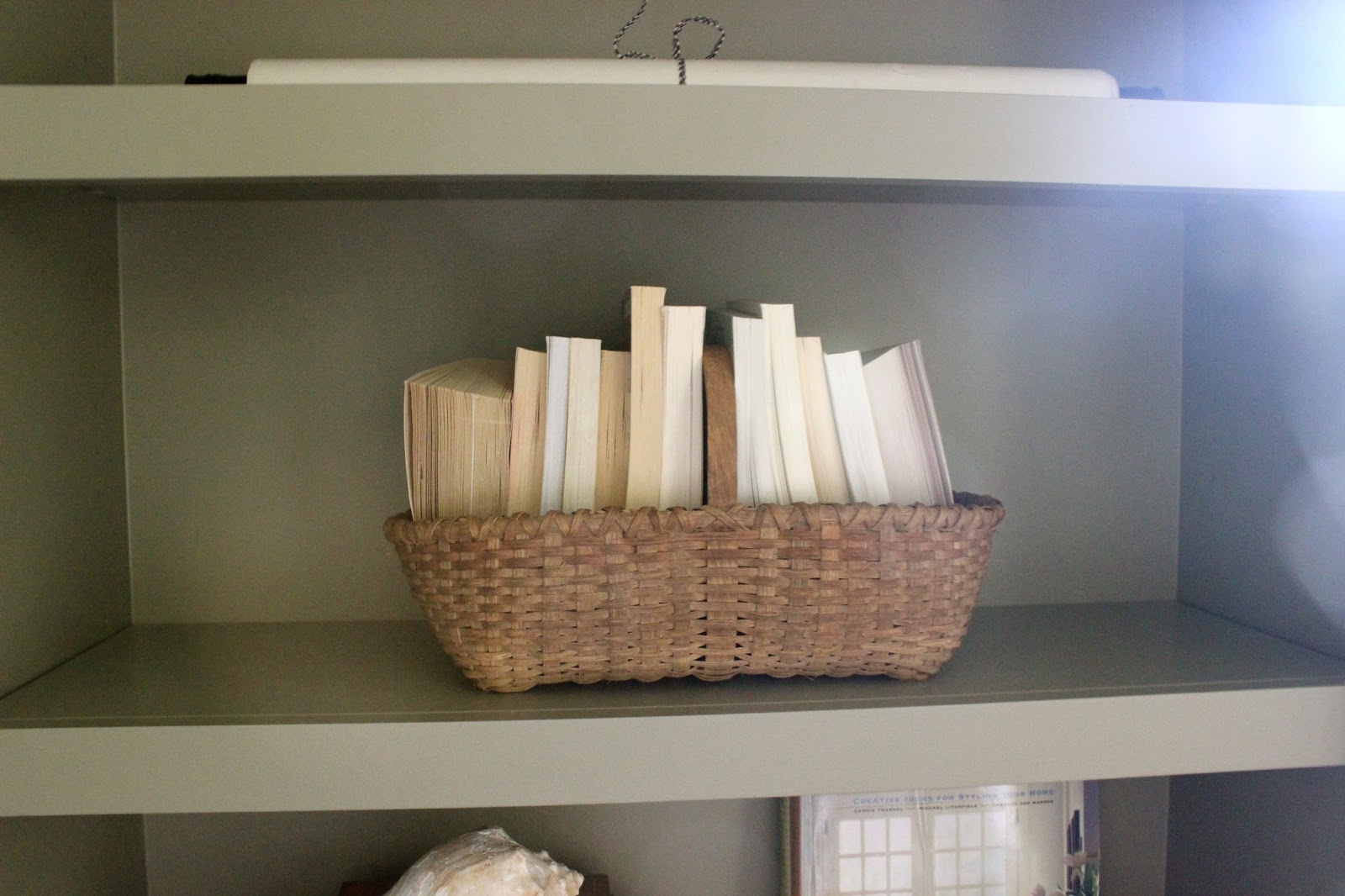 STYLING BOOKCASES 101 - design indulgence