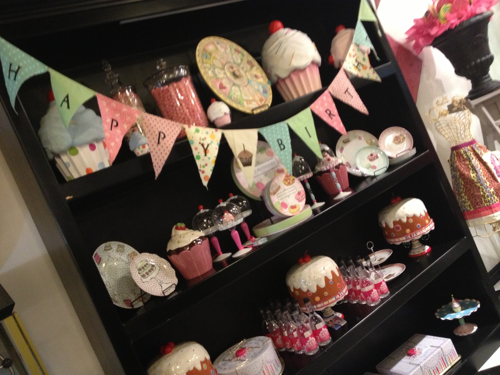 Pinkitzel Cupcakes and Candy - Oklahoma City