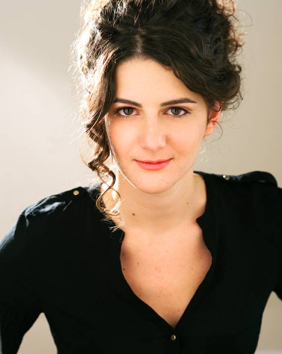 La MaMa Blogs: 6 Questions: Laura Townsend