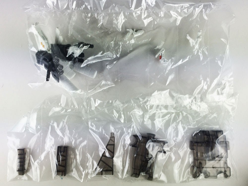 GUNDAM GUY: P-Bandai Exclusive: FW Gundam Converge EX03 Deep Striker - Review by Robots on the Palm