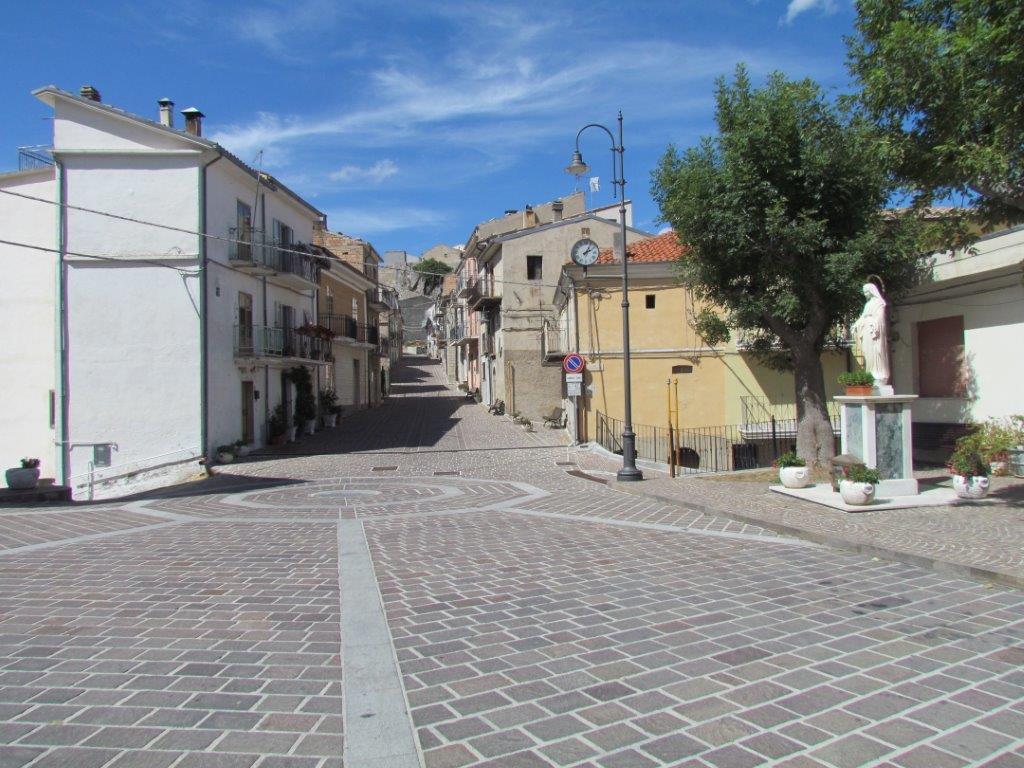 Tabernacoli italiani: Monteferrante. Madonna Immacolata