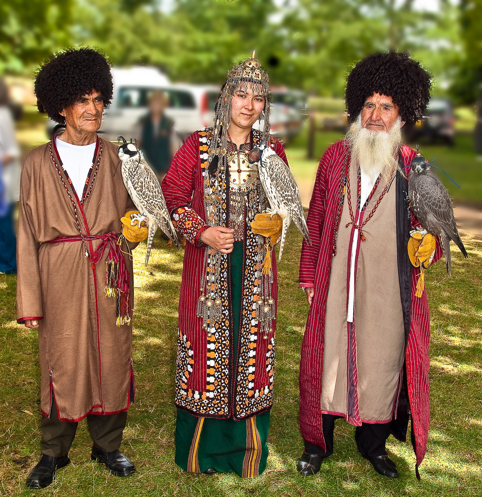 FolkCostume&Embroidery: Overview of the Costumes of Turkestan