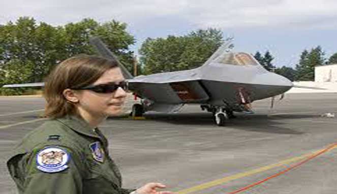 10 PILOT PESAWAT TEMPUR WANITA TERBAIK DI DUNIA | MAZ HONK