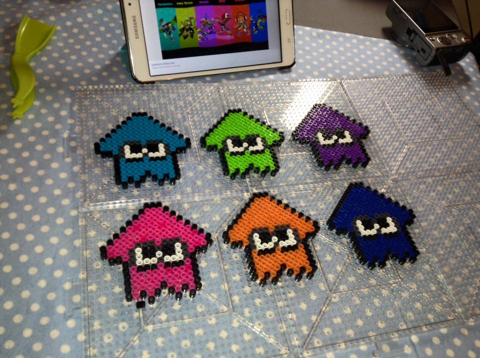 The 8bit Cafe! : Splatoon (Squid) ~ Perler Bead (Stop Motion)