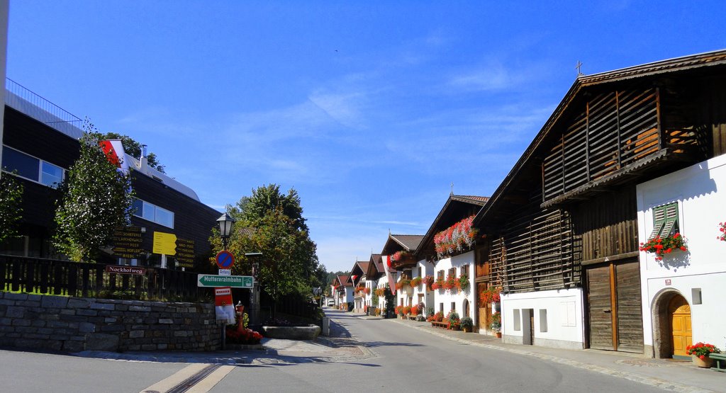 MAGDA: MUTTERS - TIROL - AUSTRIA