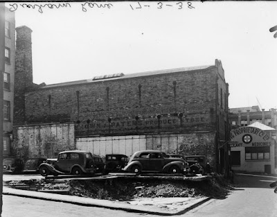 Bartley Archive: 1ZB Broadcasting House Durham St Auckland by Alva Bartley