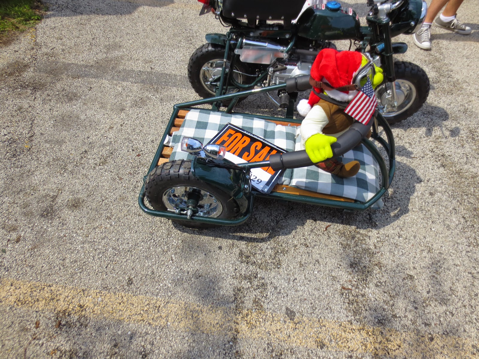 MotoGastro: 2013 Mods Vs. Rockers Bike and Scooter Show at the Aragon